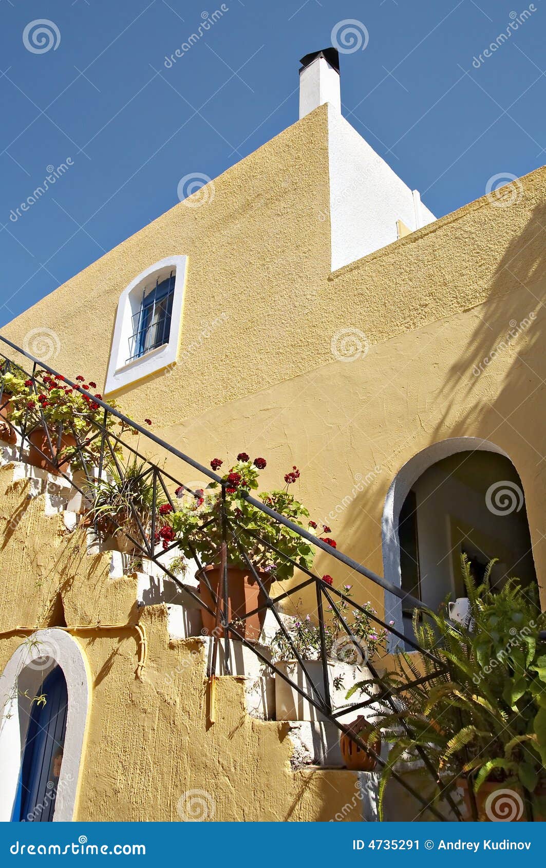 Traditional greek house stock image. Image of greece, steps - 4735291