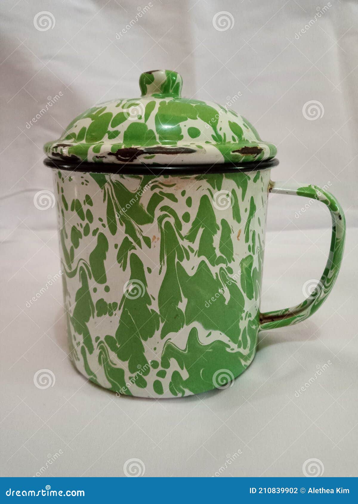 Traditional Green Tin Glass Stock Photo - Image of porcelain, ceramic ...