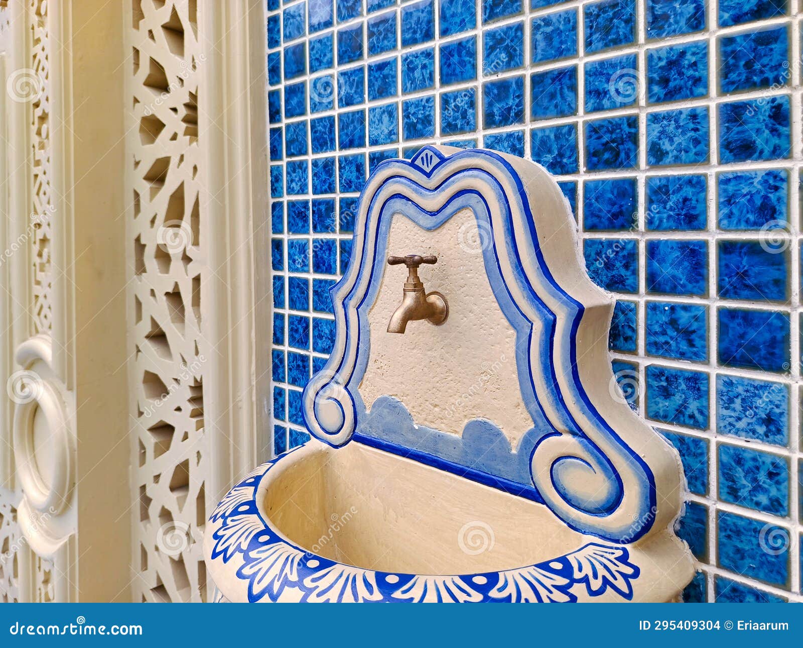 Traditional Hand Washing Sink Stock Photo - Image of basin, iron: 295409304