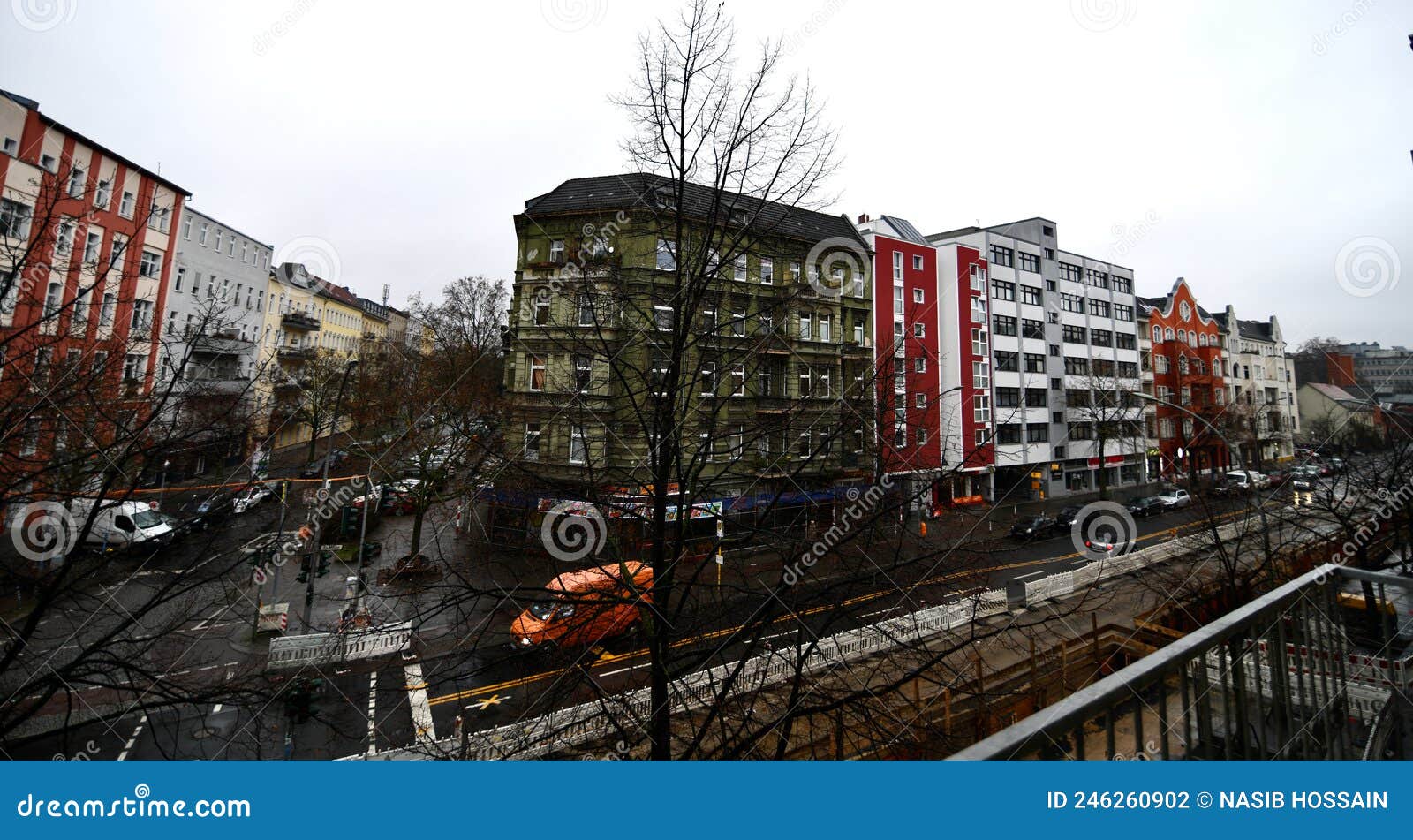 Traditional House Building Apartments in Berlin Editorial Photography ...