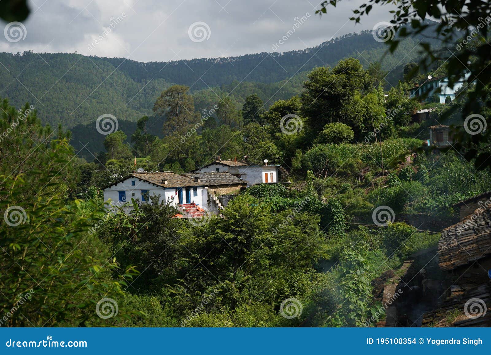 A Traditional House in Middle of Mountains in Almora, Uttrakhand Stock ...