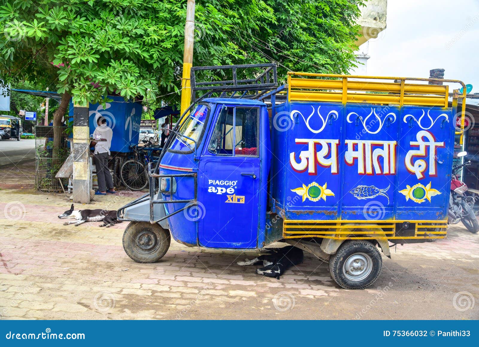 Indian Auto Rickshaw With Indian Tricolor Flag Editorial Photo ...