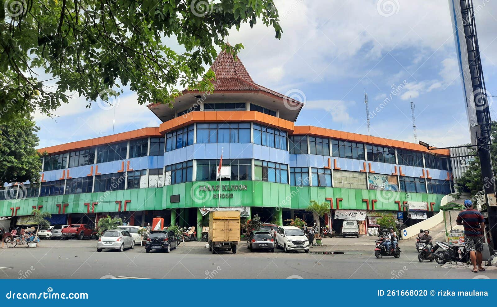 Traditional Industrial Kliwon Market Editorial Image - Image of ...