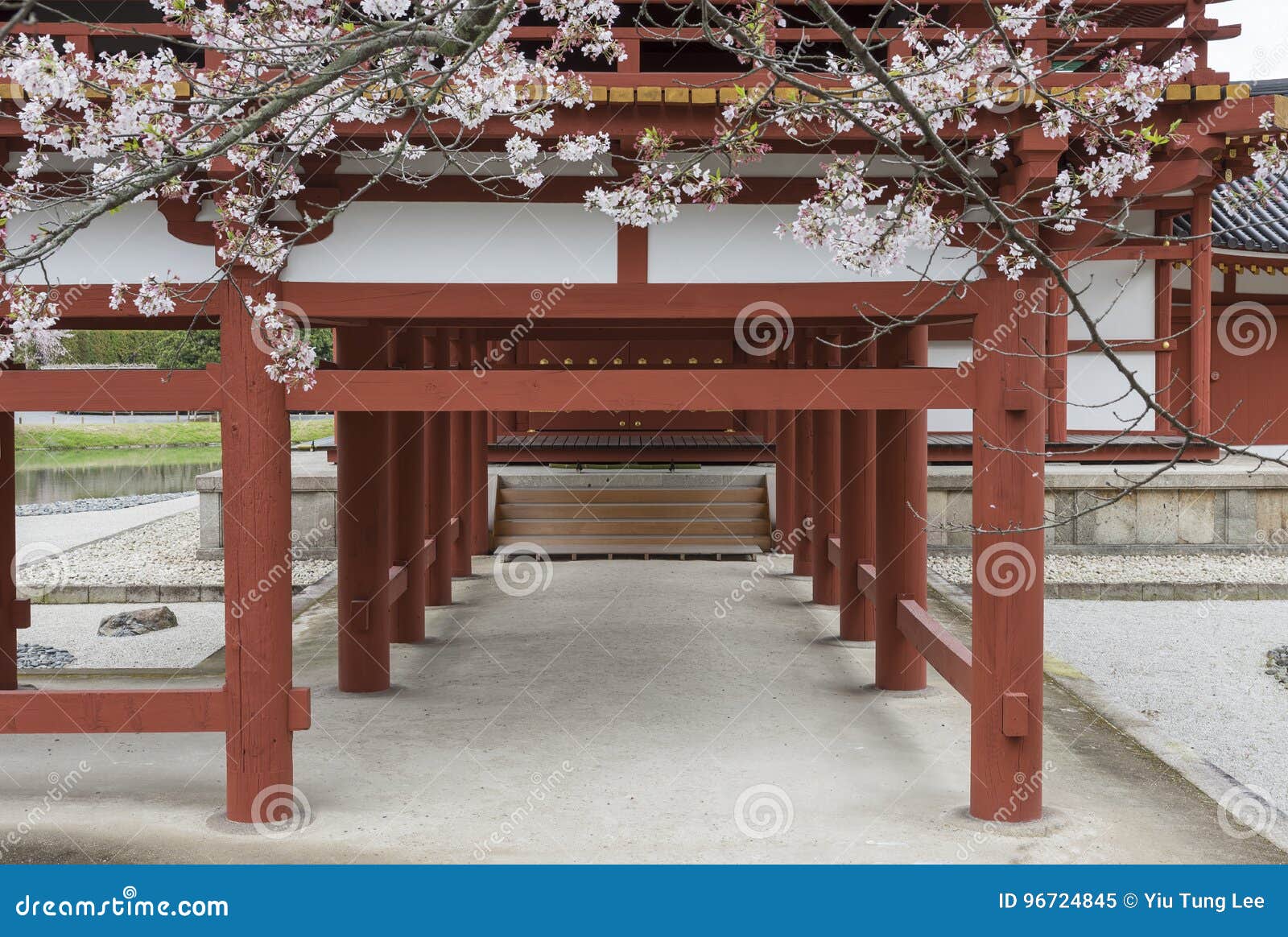 Traditional Japanese Building Stock Image - Image of exterior, calm ...