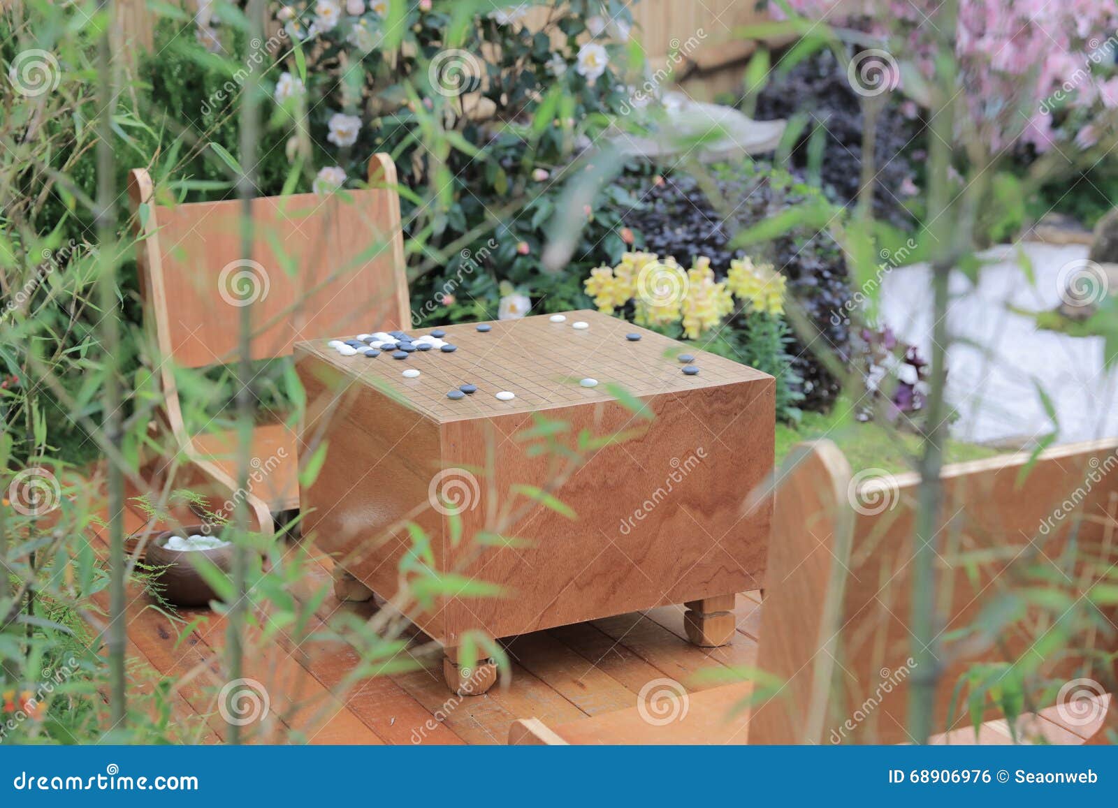 Traditional Japanese Game GO Stock Photo - Image of outdoor, game: 68906976