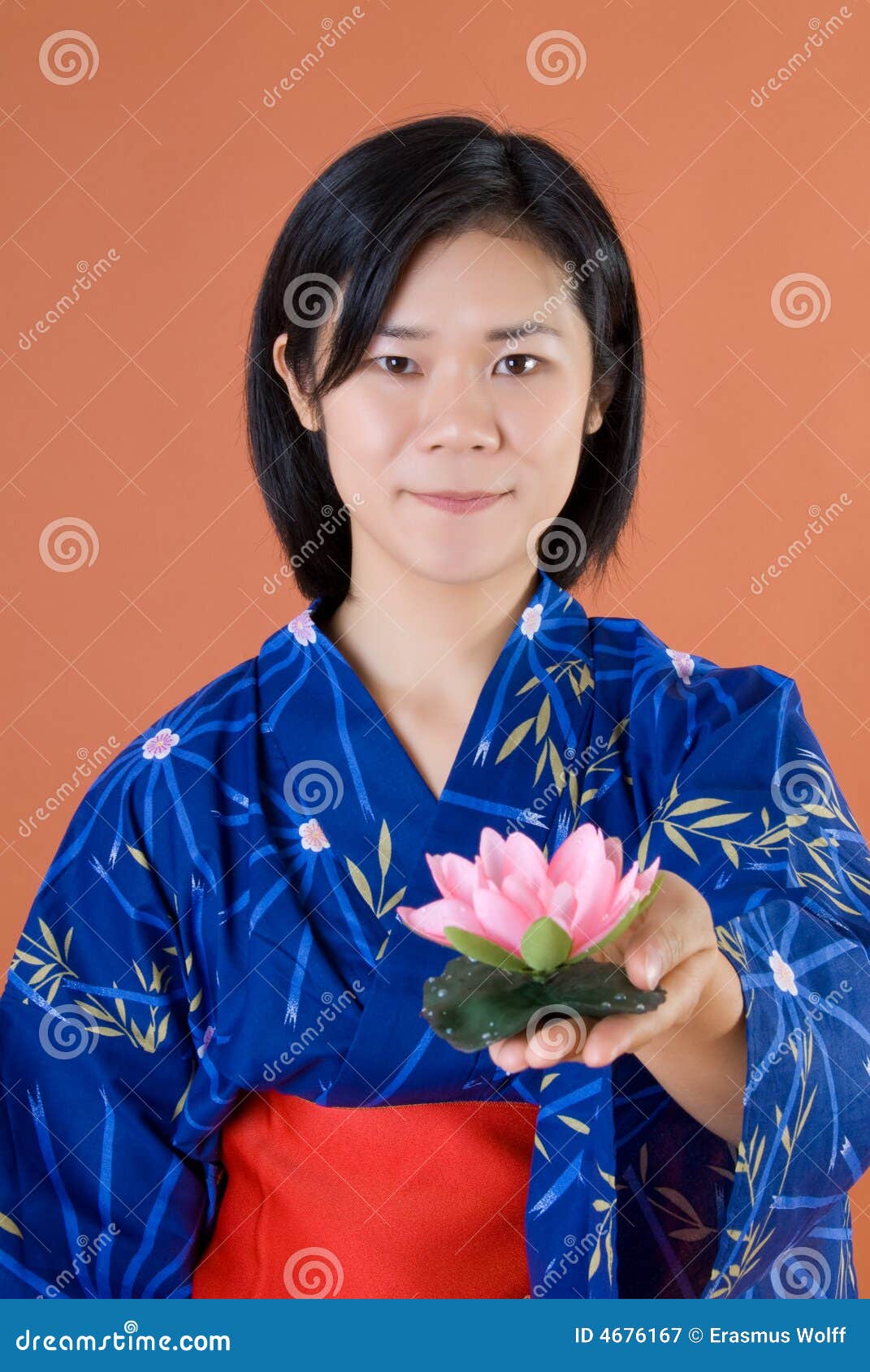 Traditional japanese girl stock image. Image of flower - 4676167