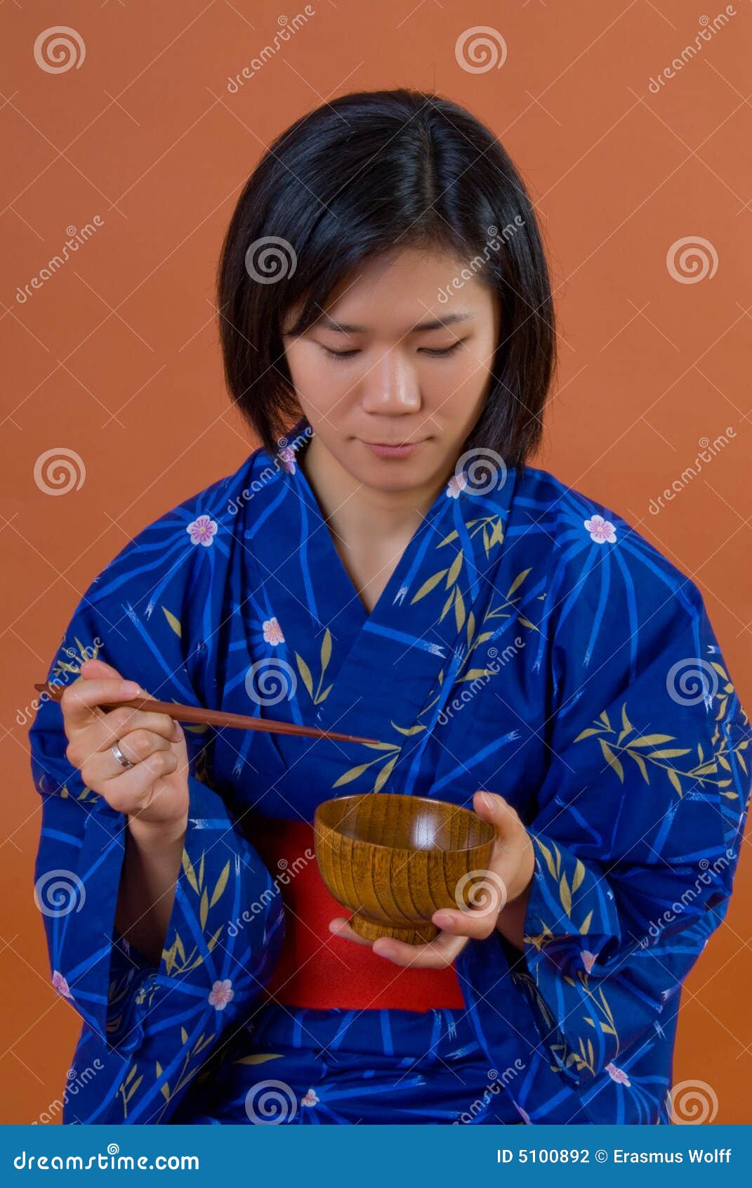 Traditional japanese woman stock photo. Image of dish - 5100892