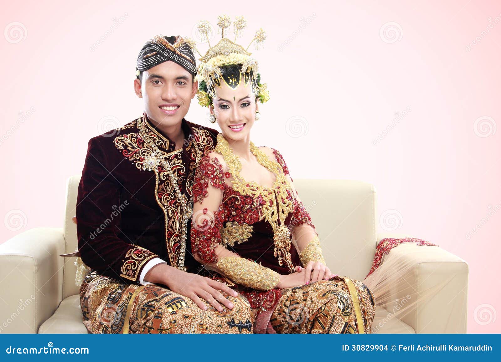 Traditional Java Wedding Couple Stock Photo - Image of jawa, portrait ...
