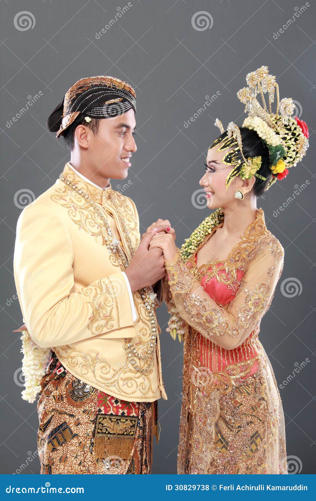 Traditional Java Wedding Couple Stock Image | CartoonDealer.com #30829741