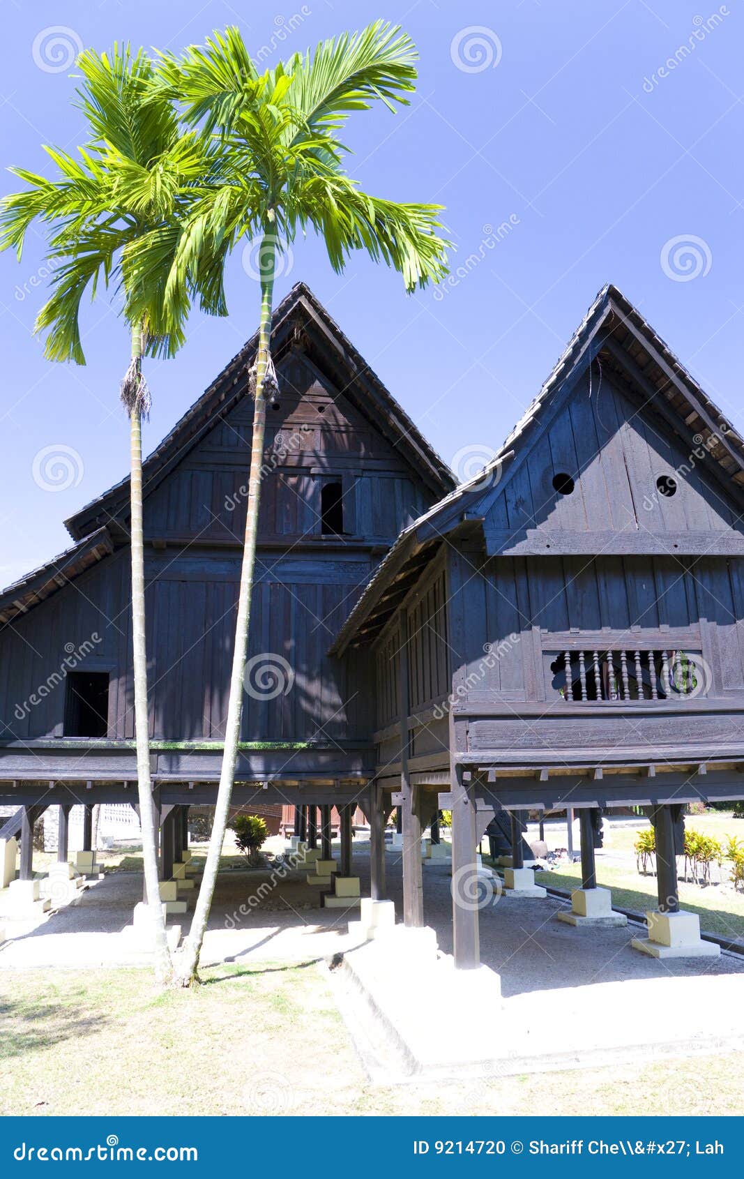 Traditional Malay House Design And Pattern Making Use Lots Of Timber ...