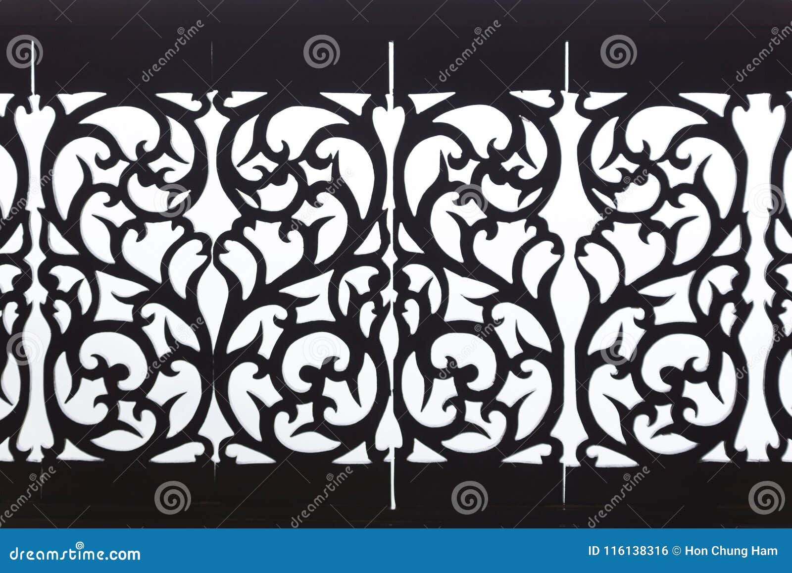 Traditional Malay House Design and Pattern Making Use Lots of Timber ...