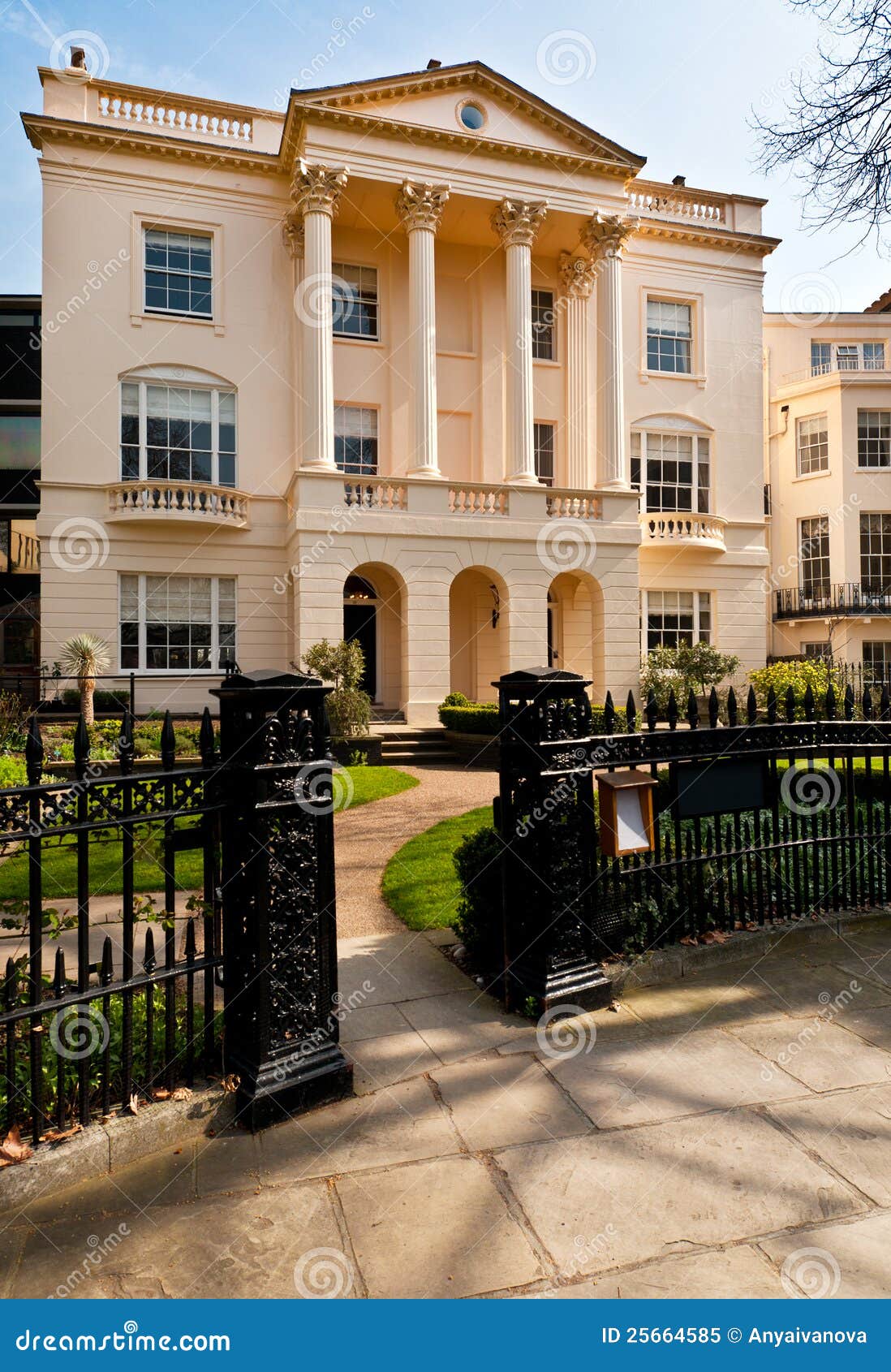 Traditional Mansion in Central London Stock Image - Image of front ...