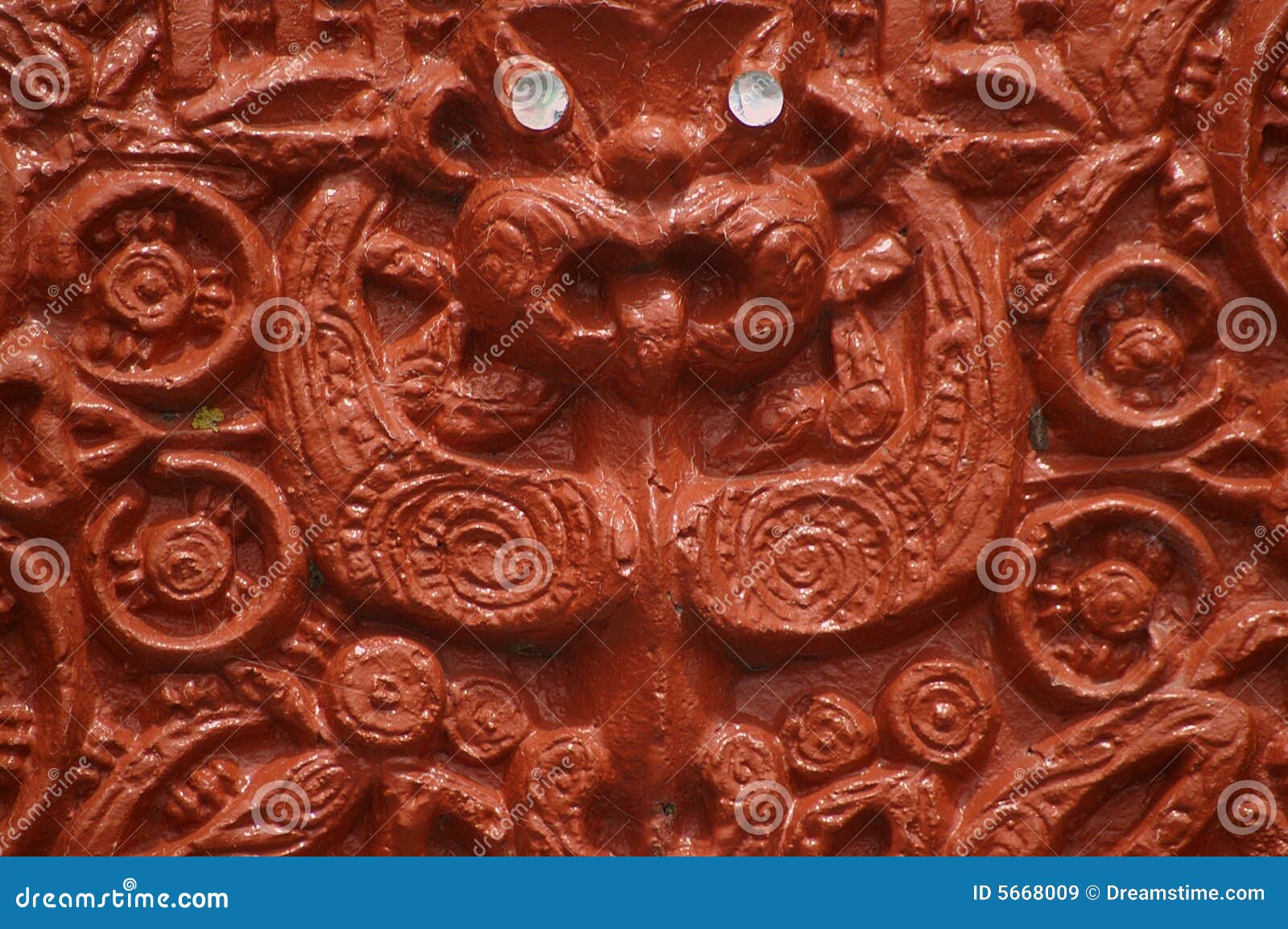 Traditional Maori Wood Carving Stock Image - Image of wood, native: 5668009