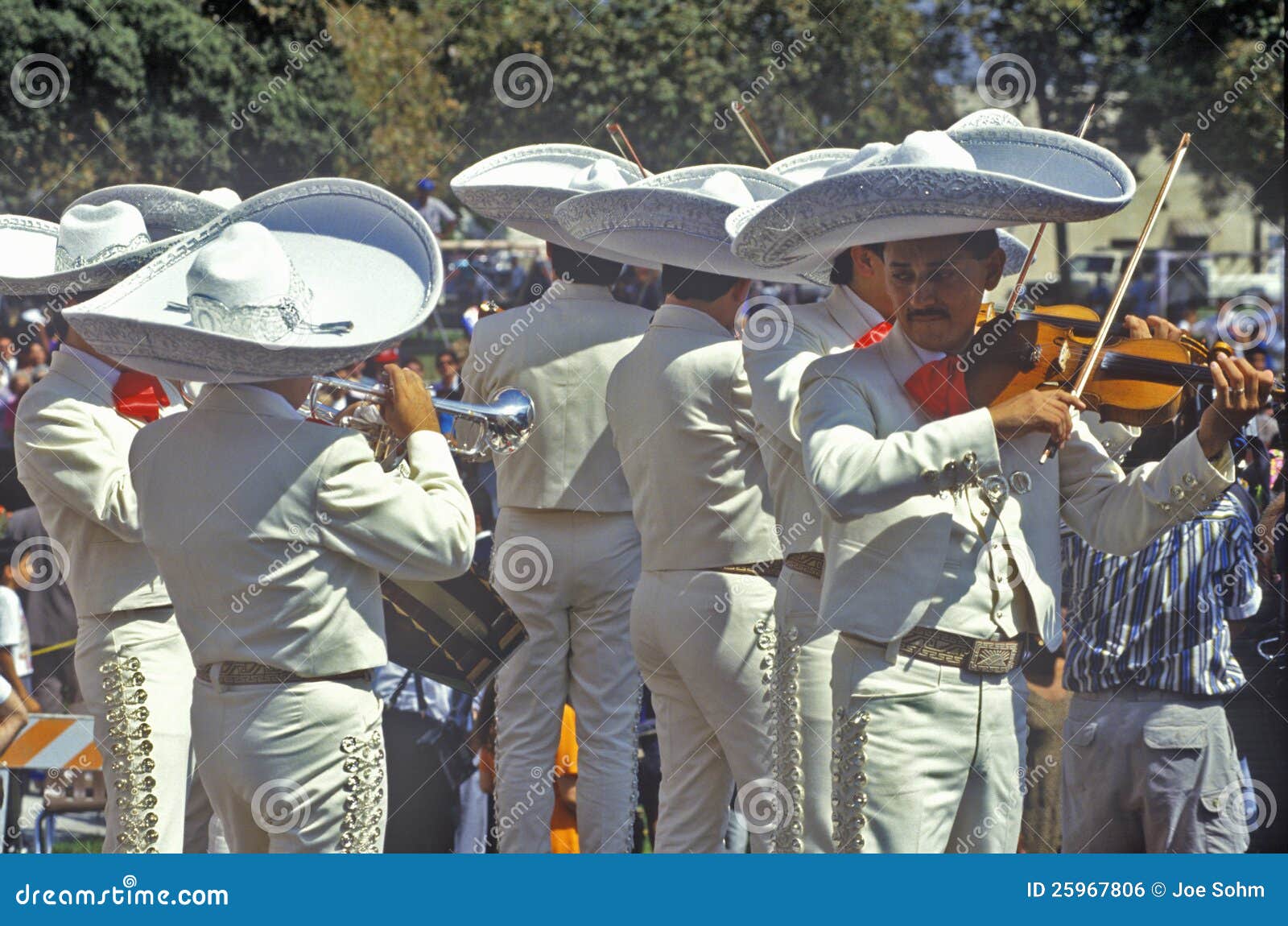 Traditional Mariachi band editorial photo. Image of celebration - 25967806