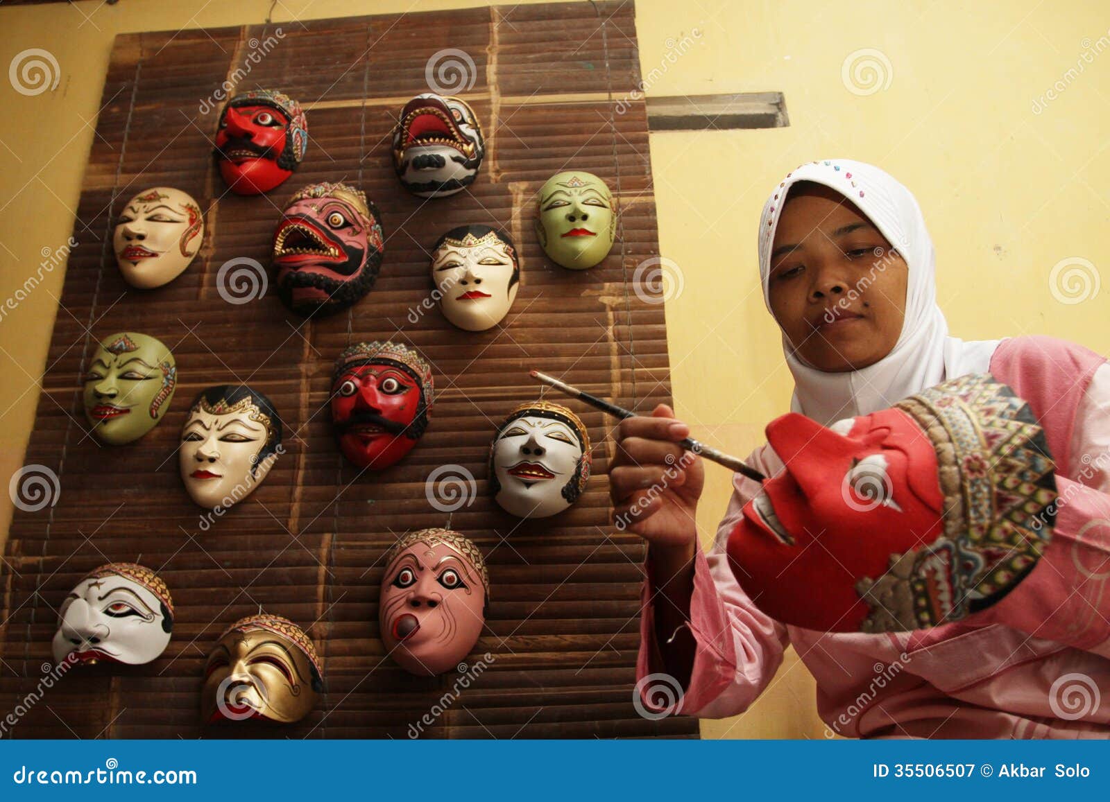 Traditional mask craft editorial photography. Image of central - 35506507