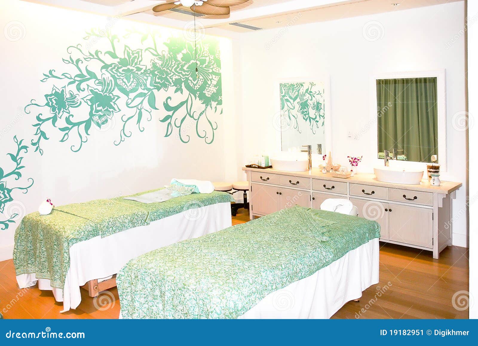 Traditional Massage Cabinet & Relaxation Stock Image - Image of cure ...