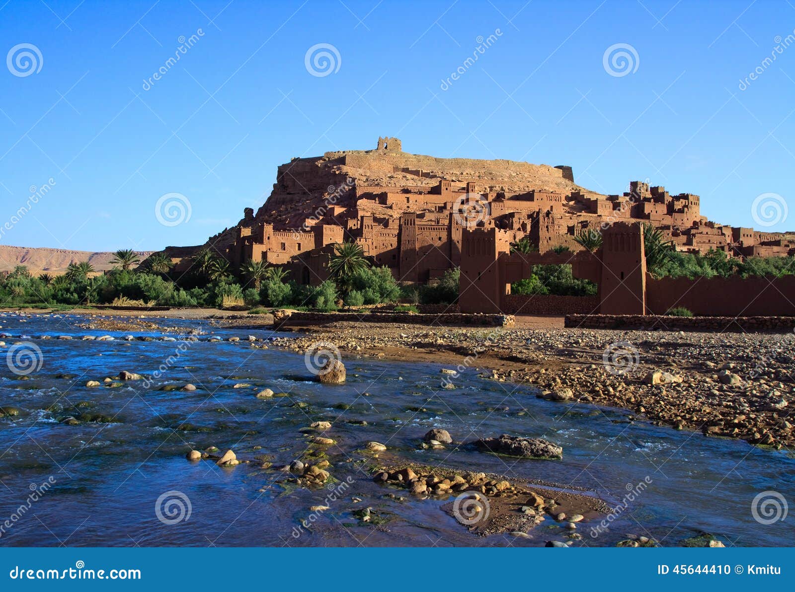 Traditional Moroccan Casbah Stock Photo - Image of sand, surrounding ...