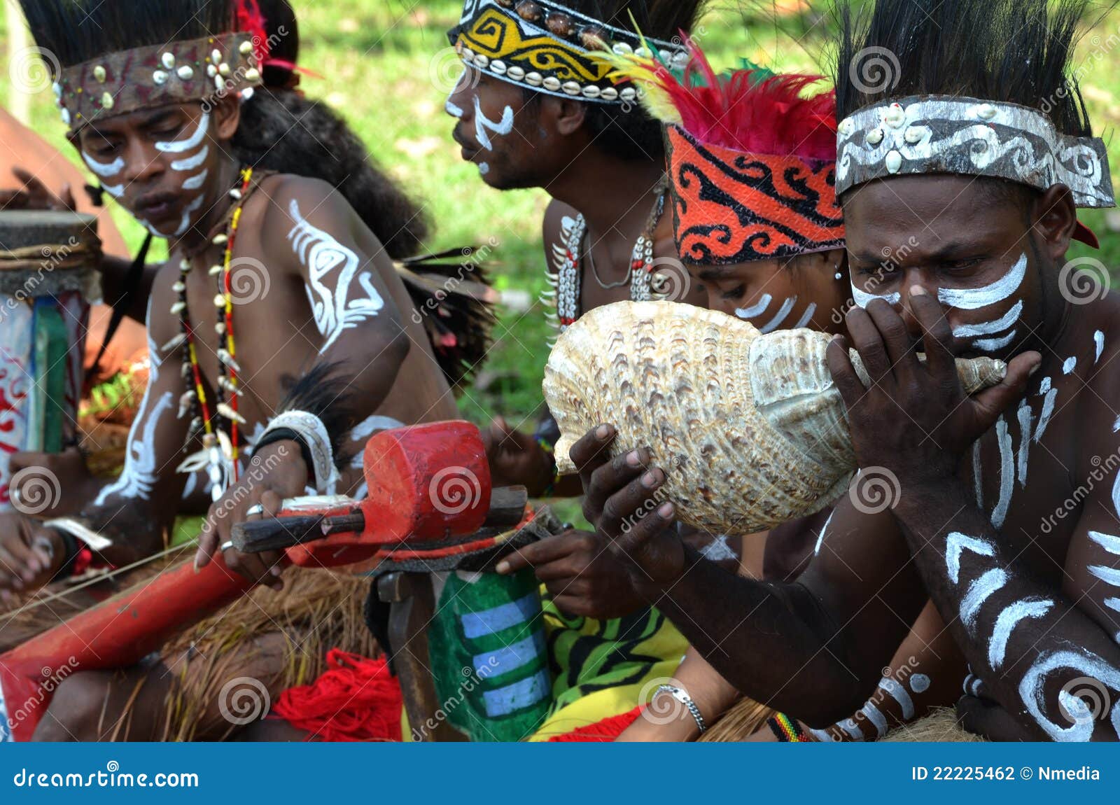 Traditional Musician of Papua Editorial Photography - Image of papua ...