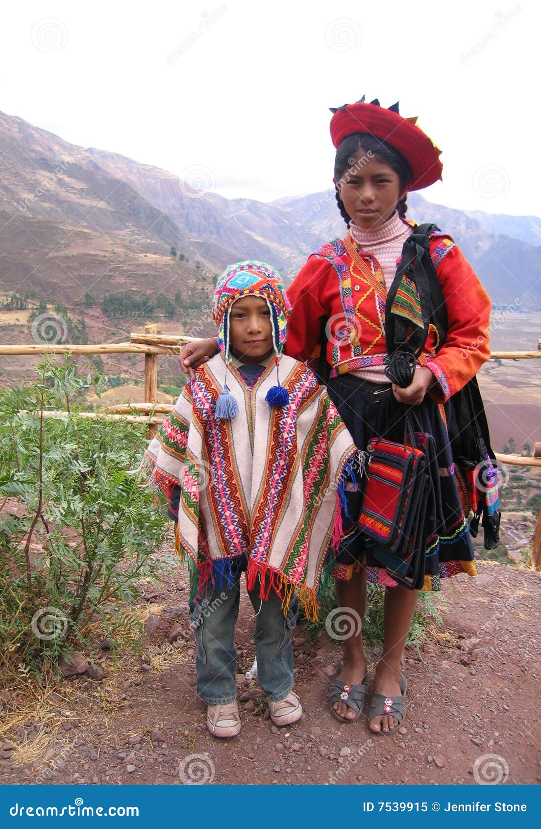 Traditional Peruvian Children Editorial Image - Image of female, hope ...