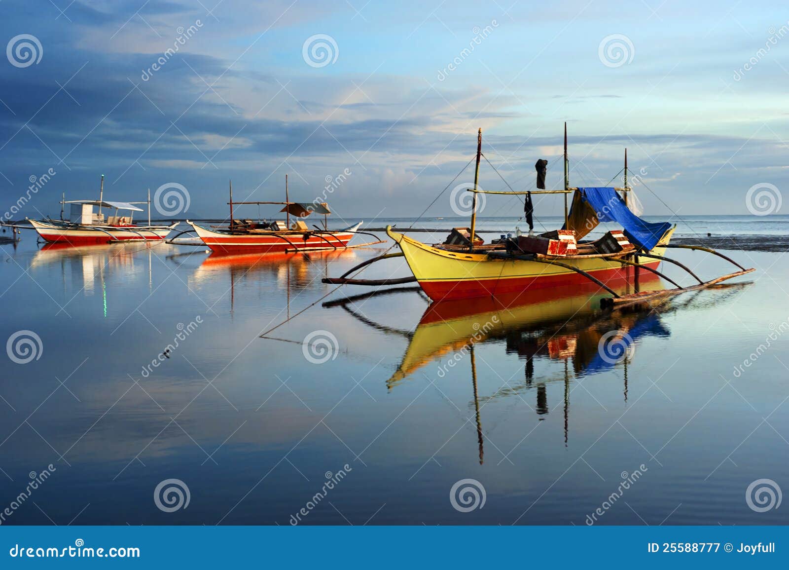 Traditional Philippines Boat Stock Photography | CartoonDealer.com ...