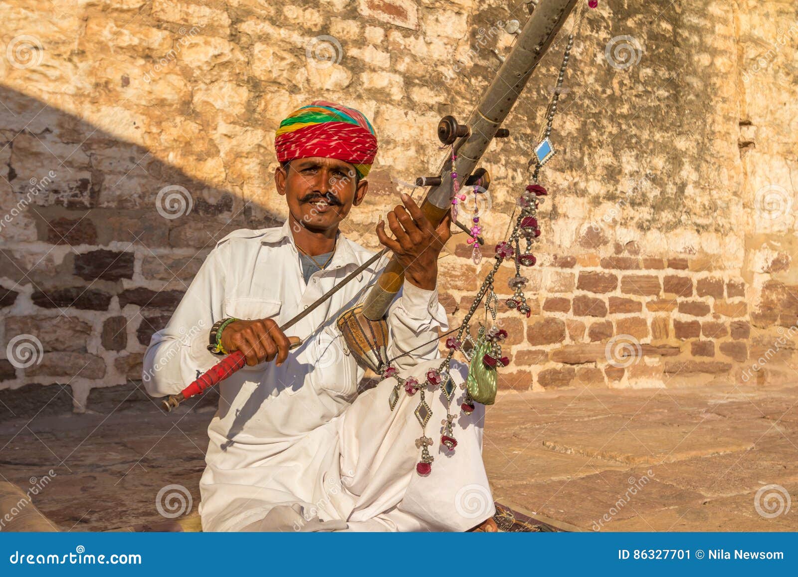 Traditional Rajasthani Musician Editorial Photo - Image of fiddle, folk ...