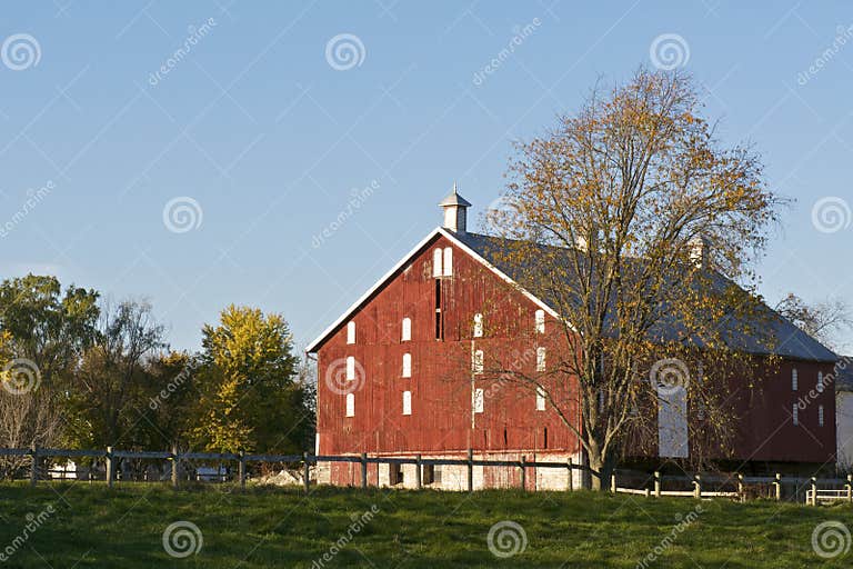 Traditional Red Barn stock photo. Image of fall, farmyard - 21944426