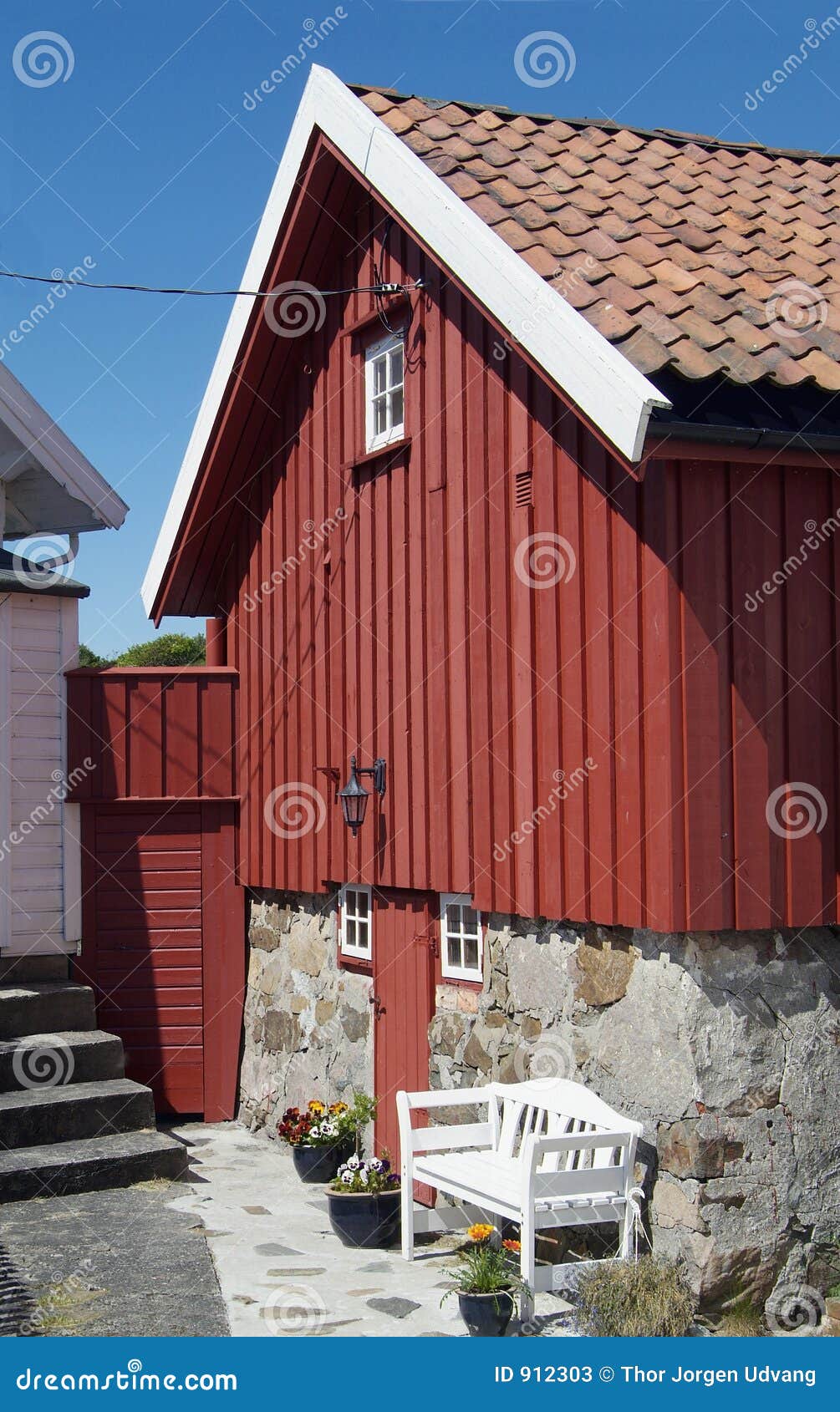 Traditional red house stock image. Image of intimate, relax - 912303