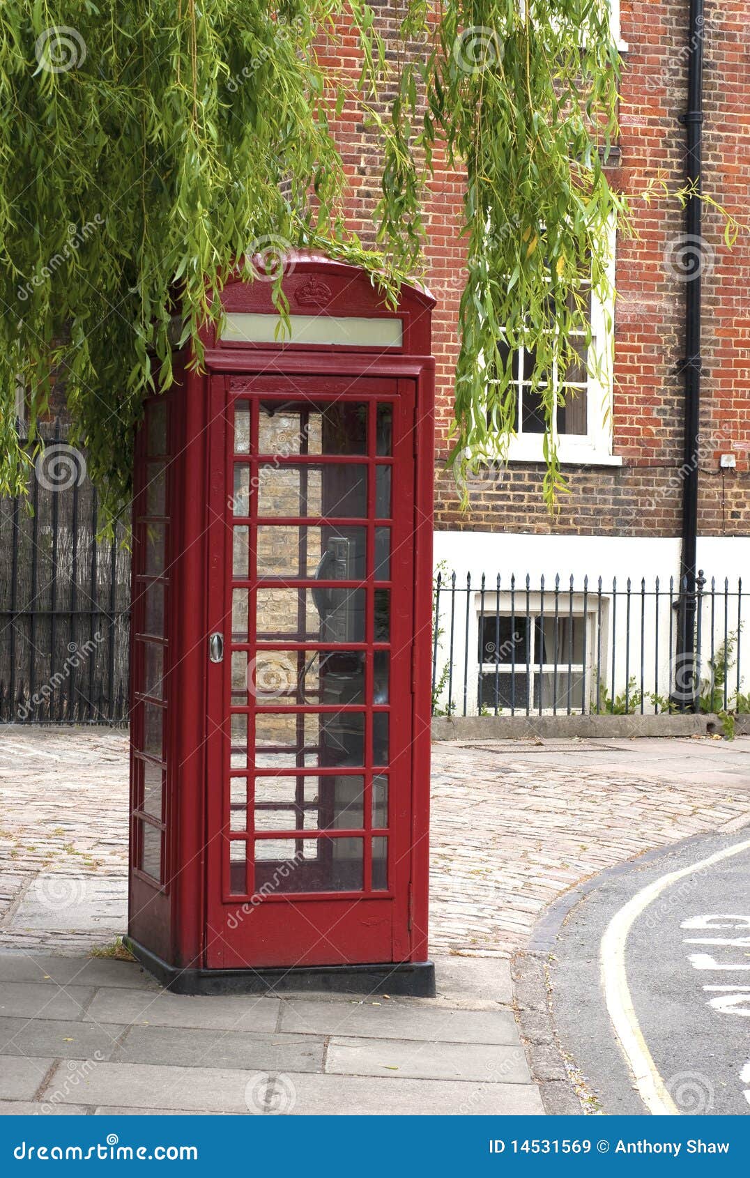 Traditional Red Telephone Box Stock Image - Image of colourful, green ...