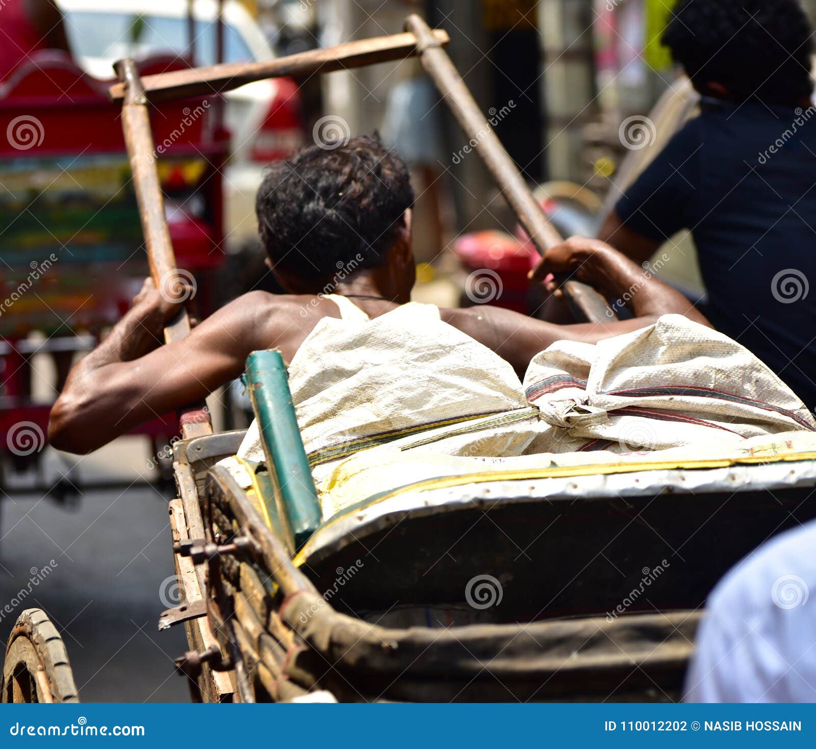 Traditional Rickshaw Puller of Kolkata, India Editorial Photography ...