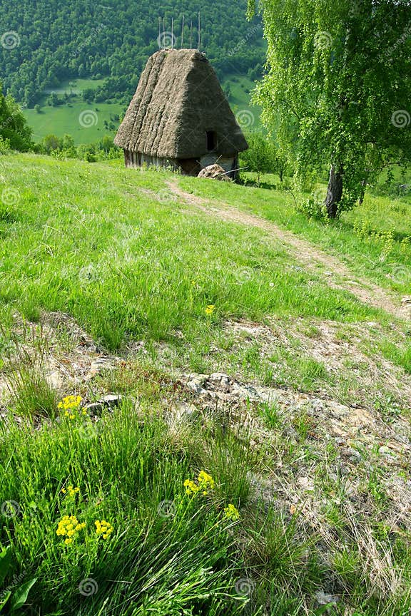 Traditional Romanian Cottage Stock Image - Image of mountain ...