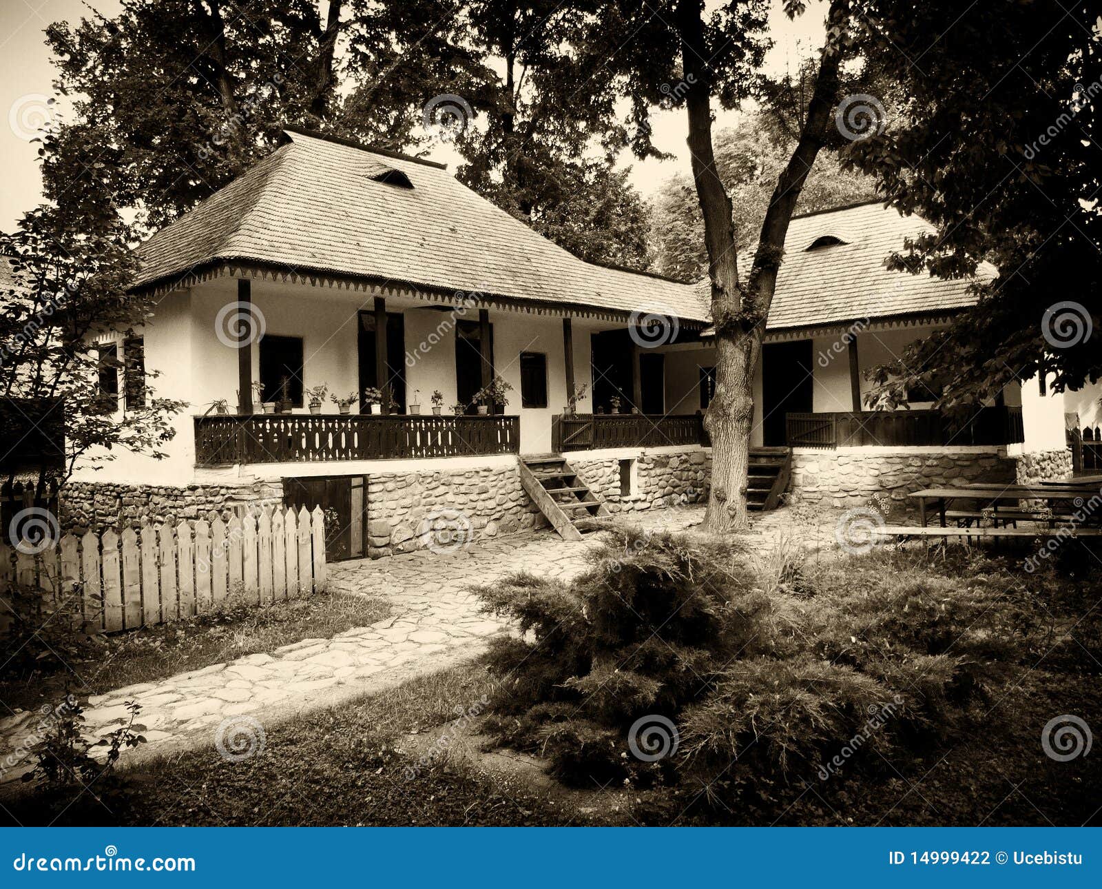 Traditional romanian house stock photo. Image of bucharest - 14999422
