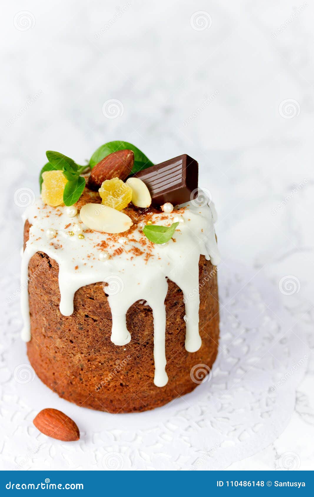 Traditional Russian Easter Bread Kulich Stock Photo - Image of festive ...