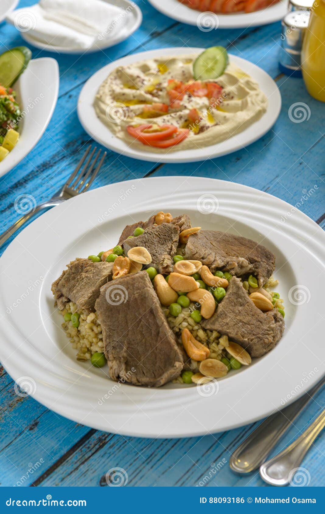 A Traditional Syrian Freekeh Meal Stock Photo - Image of dressing, lamb ...