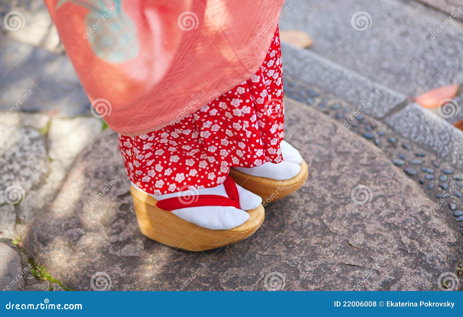 Traditional tabi and geta stock photo. Image of colorful - 22006008