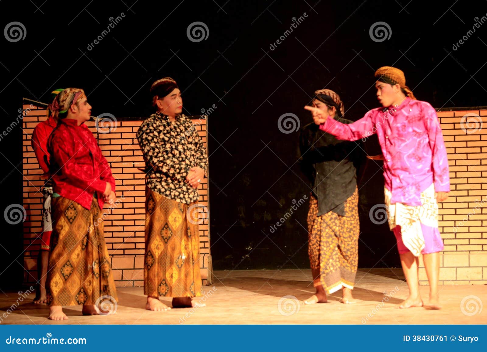 Traditional theatrical editorial photo. Image of dancer - 38430761