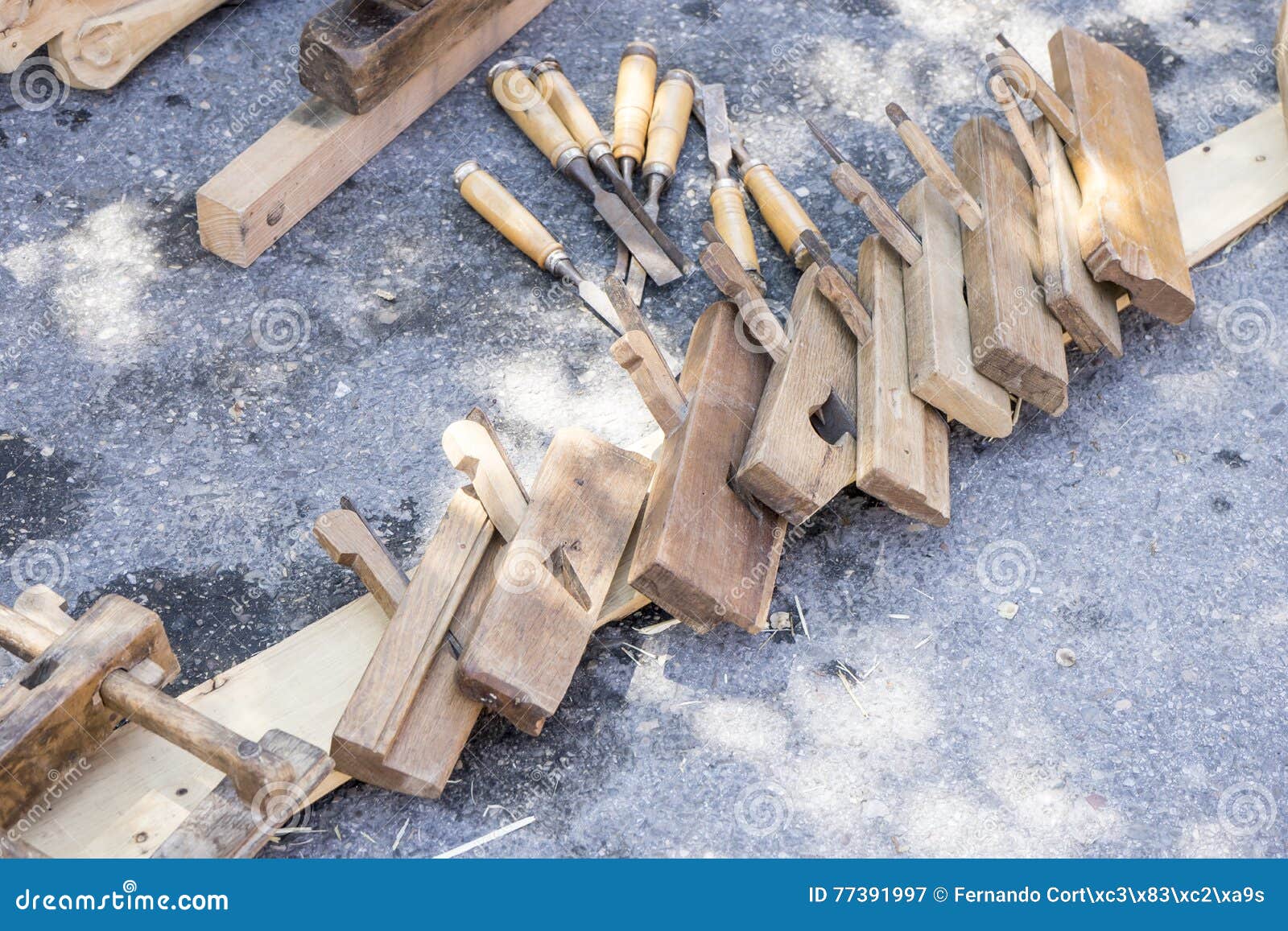 Traditional Tools Sculptor, Wood, Hammers and Chisels for Working Stone ...