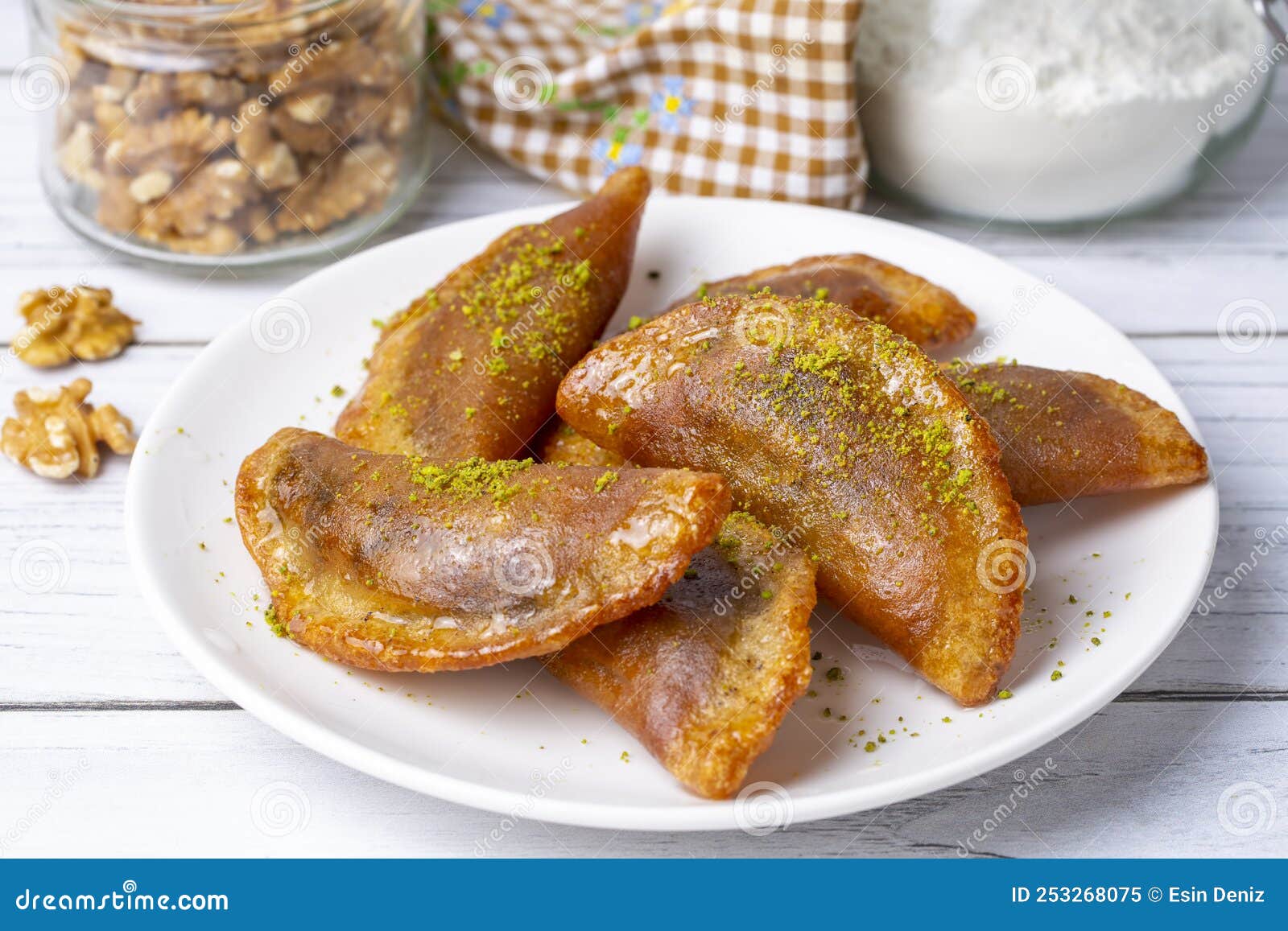 Traditional Turkish Dessert Tas Kadayif Stock Image - Image of festival ...