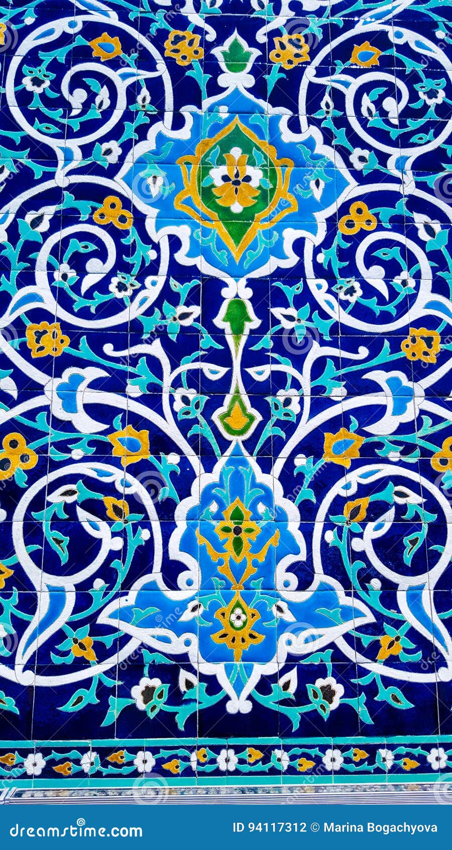 Traditional Uzbek Pattern on the Wall of Mosque Stock Photo - Image of ...