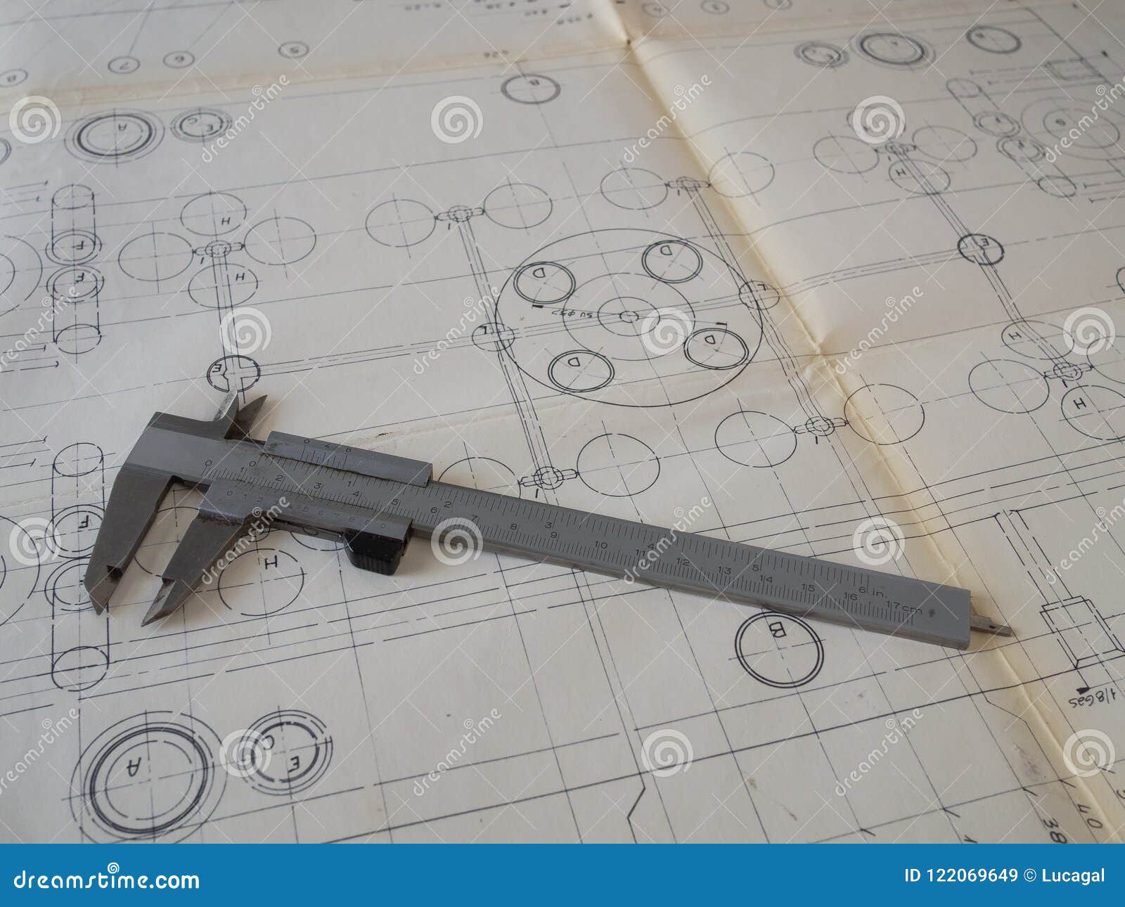 Traditional Vernier Caliper on Vintage Hand Drawn Technical Dra Stock ...
