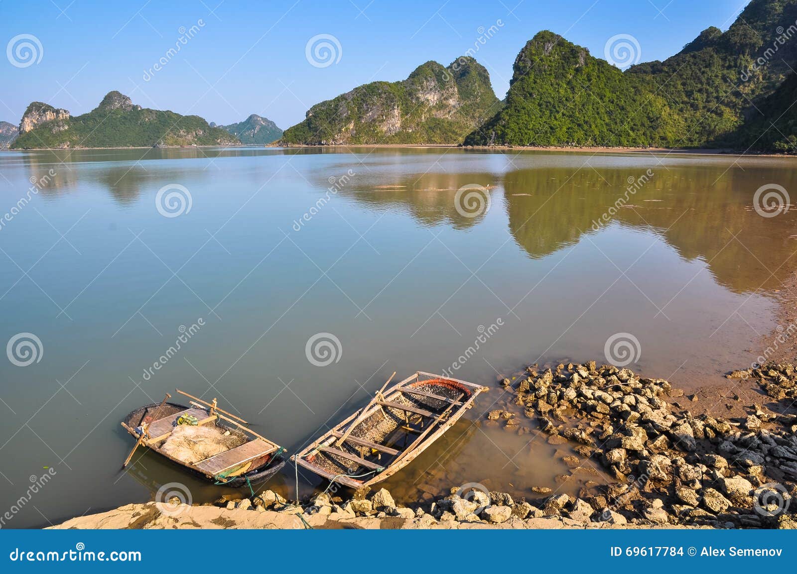 Traditional Vietnamese Wicker Boats Moored on the Shore Stock Photo ...