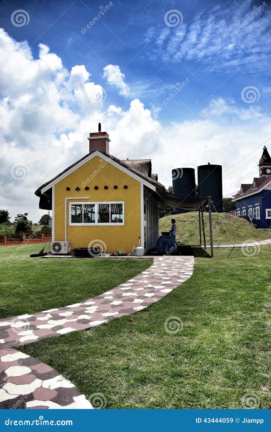Traditional Vintage Yellow Farm Editorial Stock Image - Image of ...