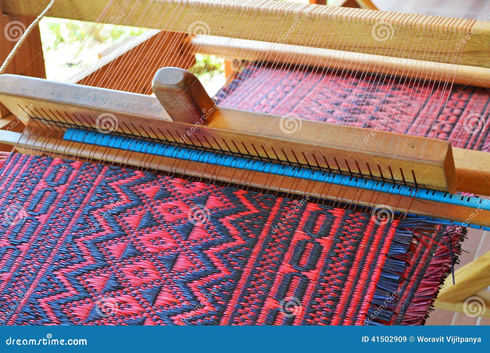 Traditional weaving loom stock image. Image of color - 41502909