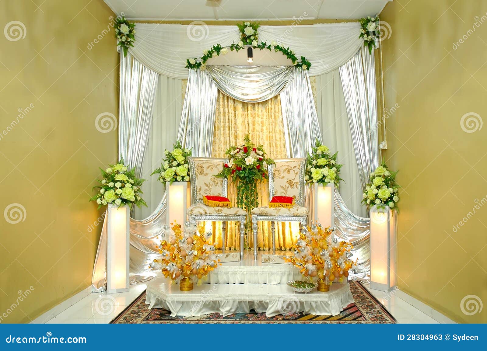 Traditional wedding stage stock image. Image of asia - 28304963
