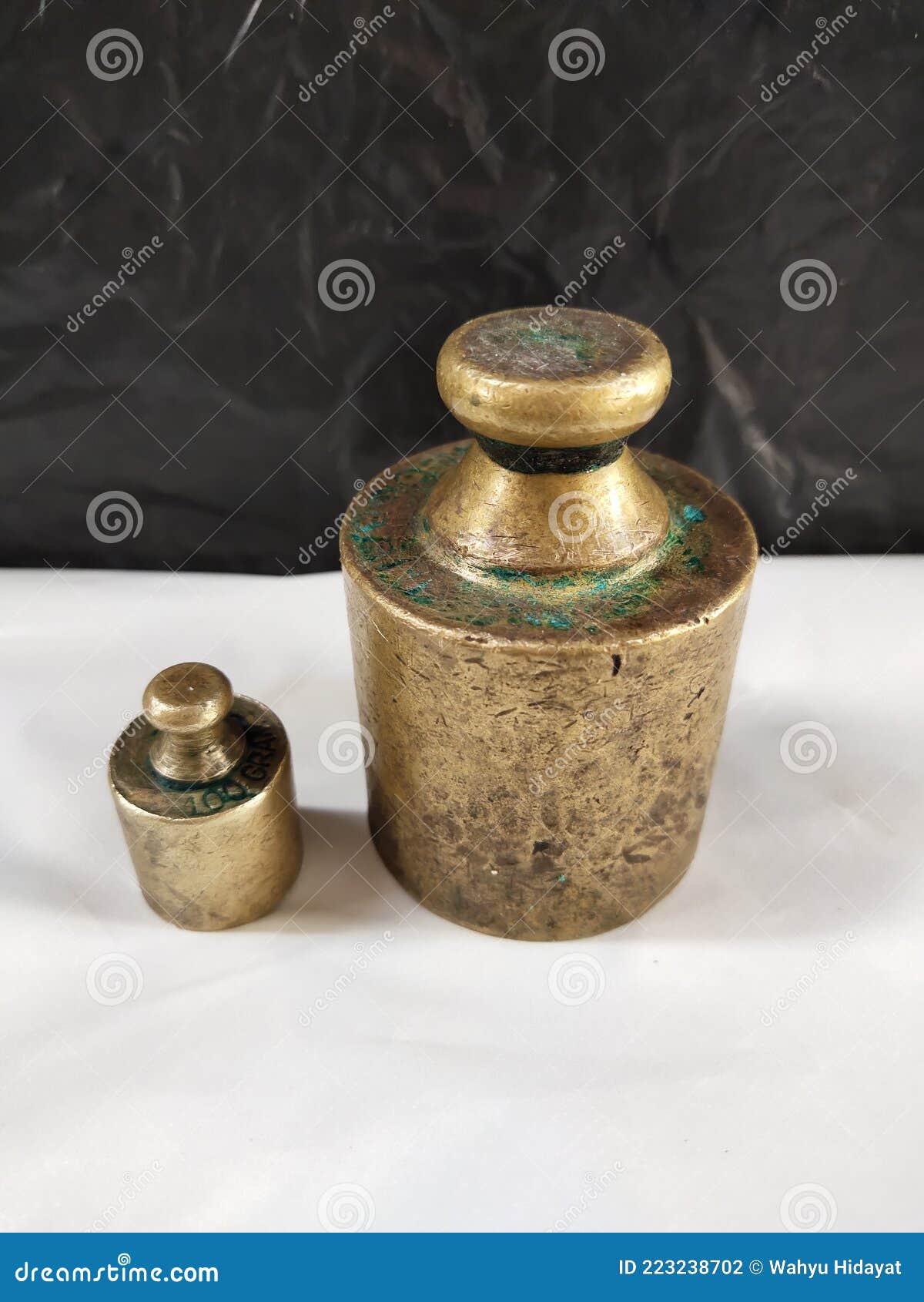 Traditional weighing scale stock photo. Image of scale - 223238702