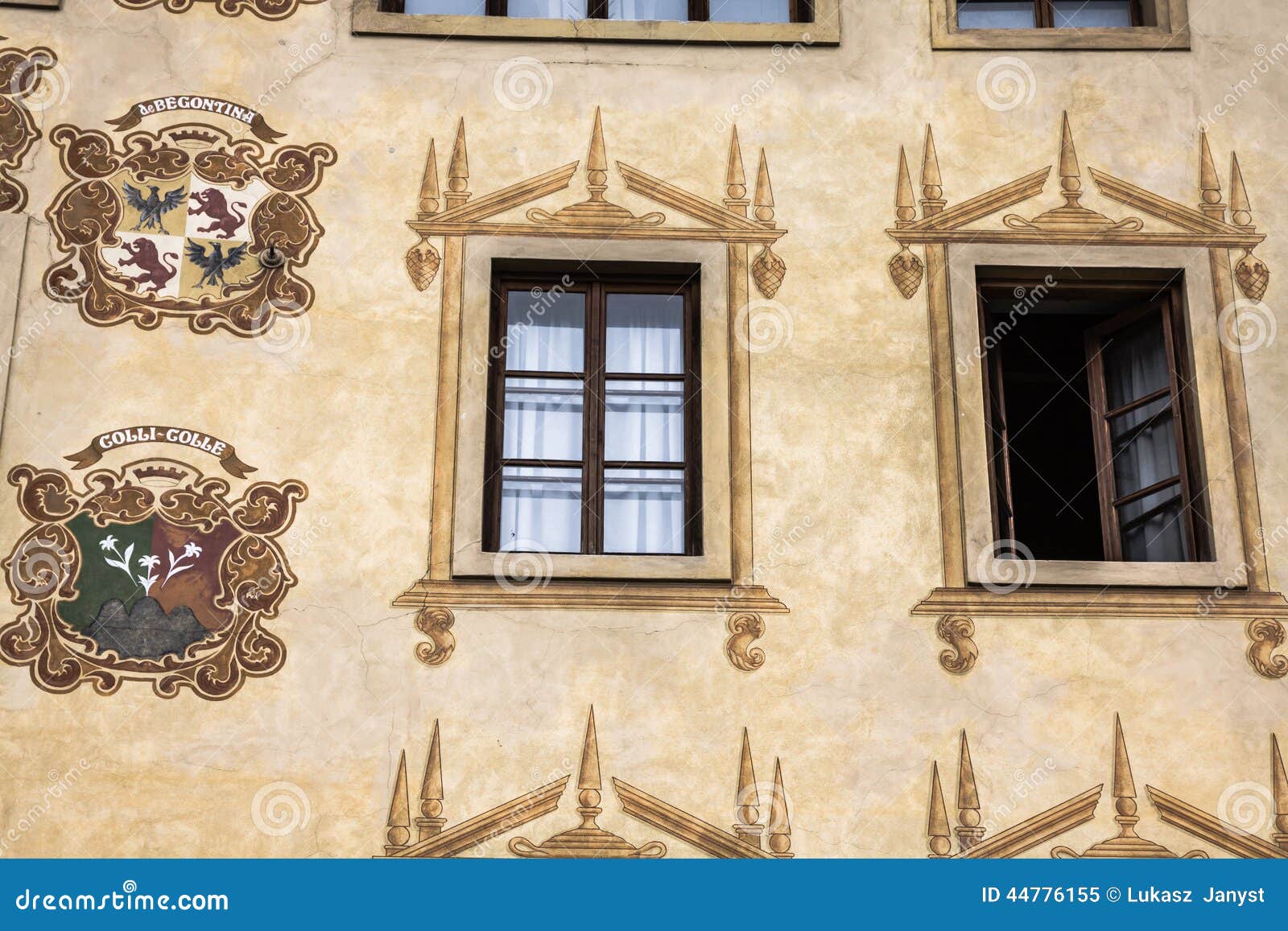 Traditional Window of Typical Old Venice Building Stock Image - Image ...