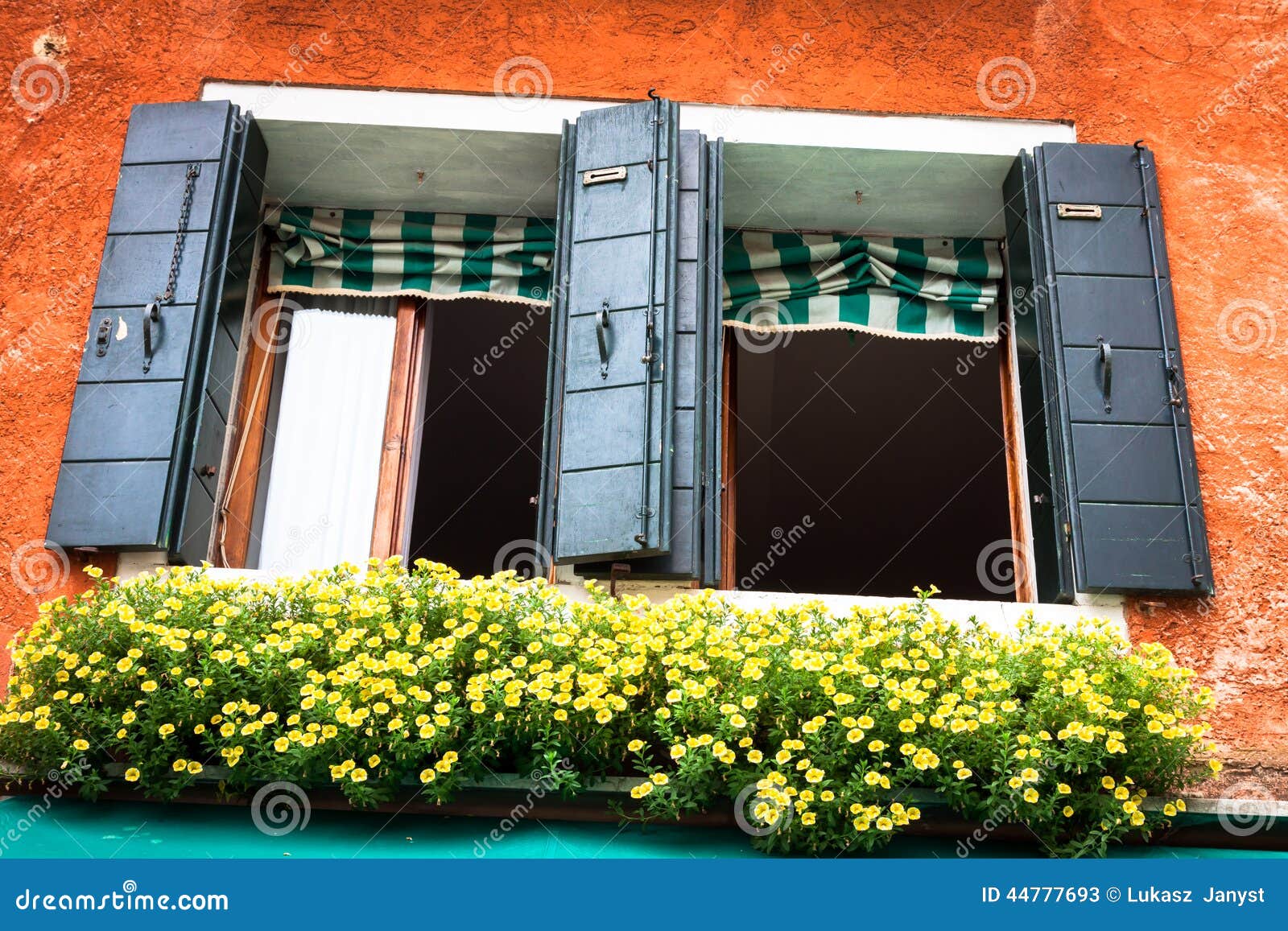 Traditional Window of Typical Old Venice Building Stock Image - Image ...