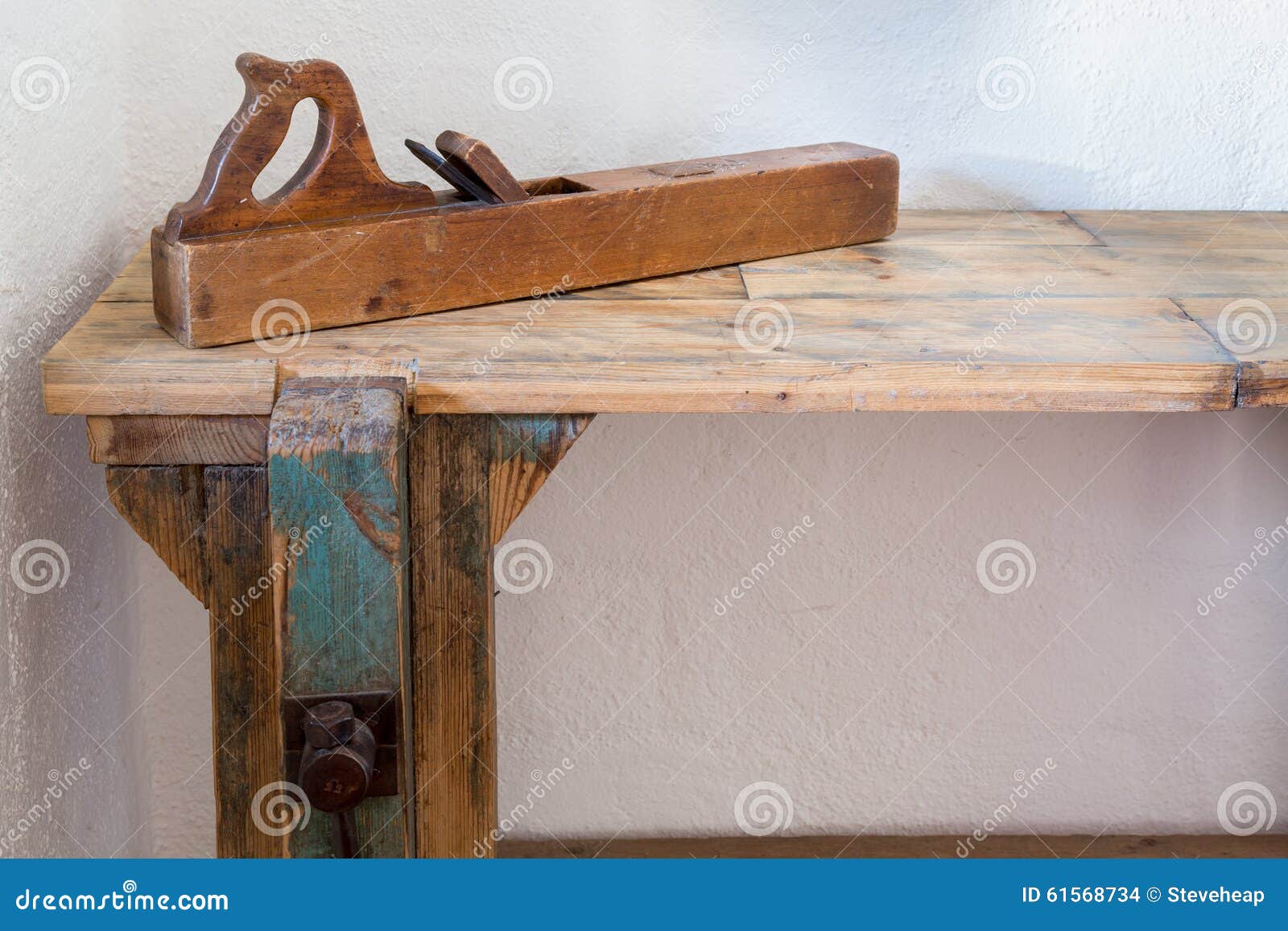 Traditional Woodworkers Bench Stock Photo - Image of rustic, europe ...