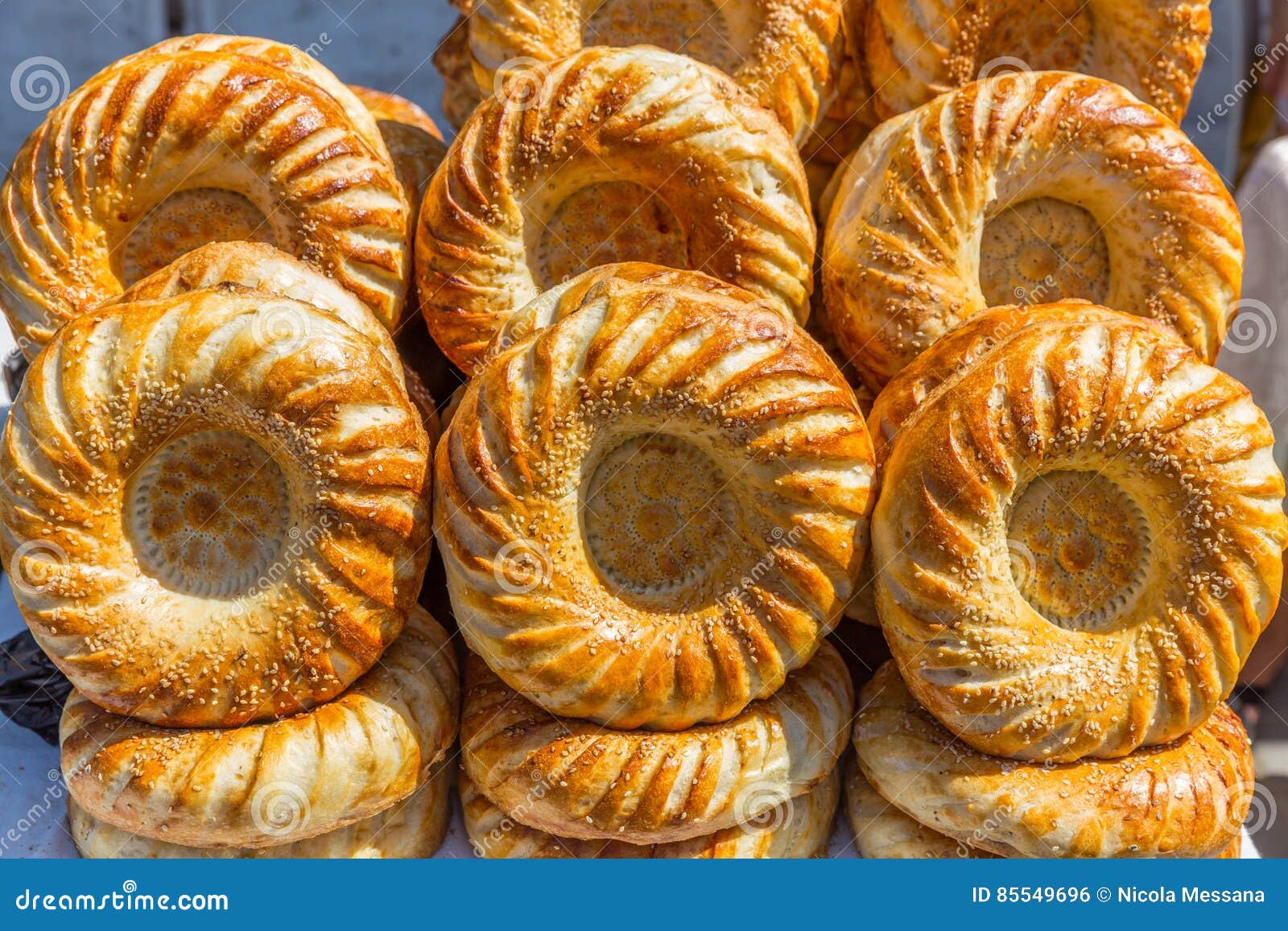 Traditioneel Brood in Oezbekistan Stock Foto - Image of azië ...