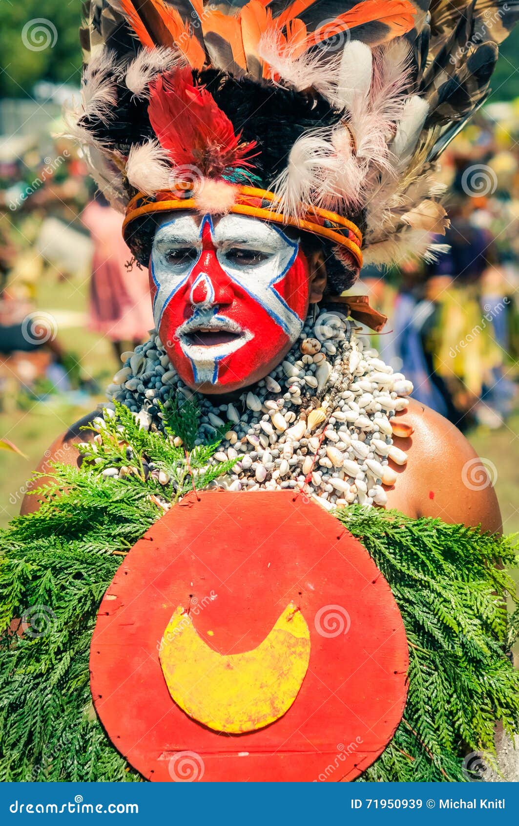 Traditioneel Kostuum in Papoea-Nieuw-Guinea Redactionele Stock ...