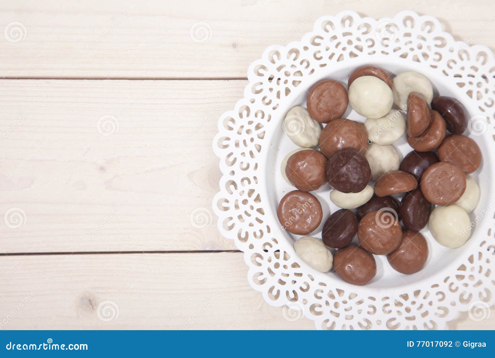 Traditioneel Nederlands Chocoladesuikergoed Pepernoot Stock Foto ...